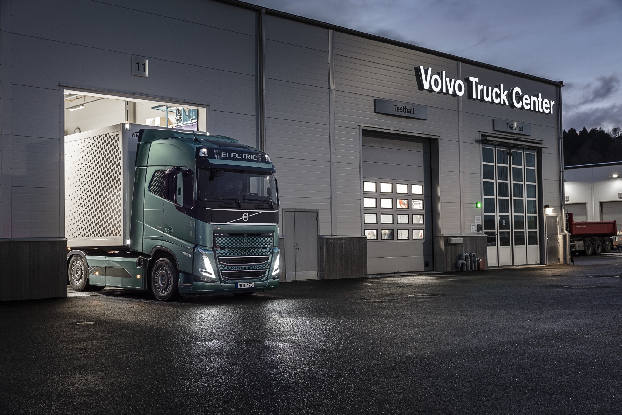 Volvo Trucks introduceert nieuw flexibel servicecontract: het nieuwe ...