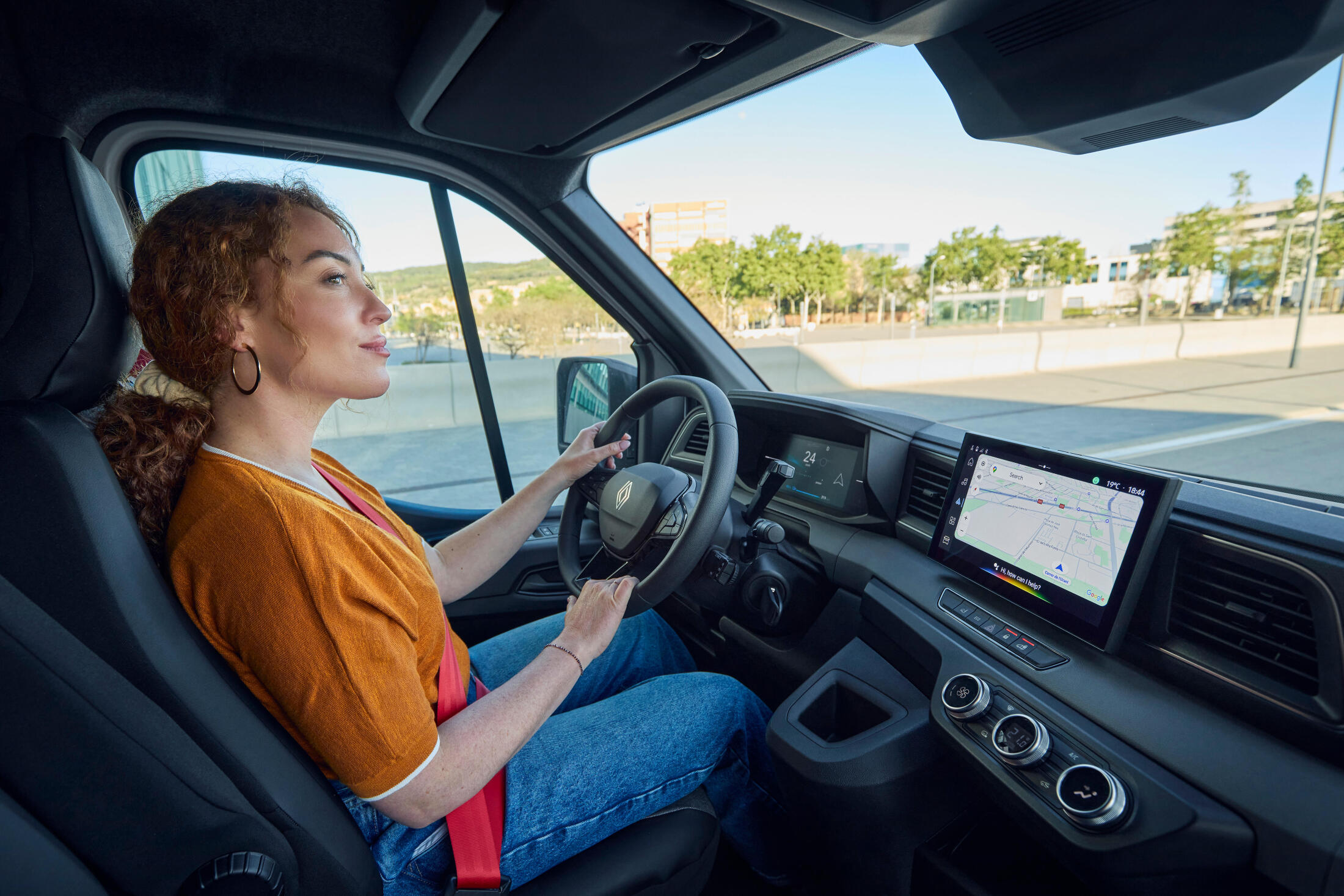 Renault Master E-Tech platform cabine | LVS Bedrijfswagens